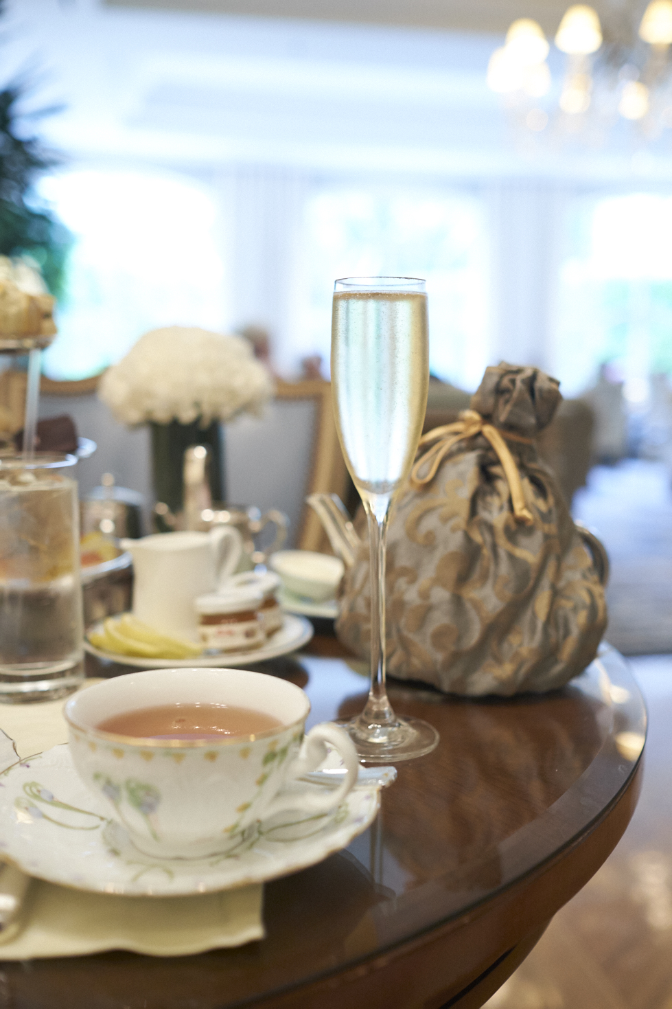 AFTERNOON TEA AT THE PENINSULA HOTEL BEVERLY HILLS - Love & Loathing ...